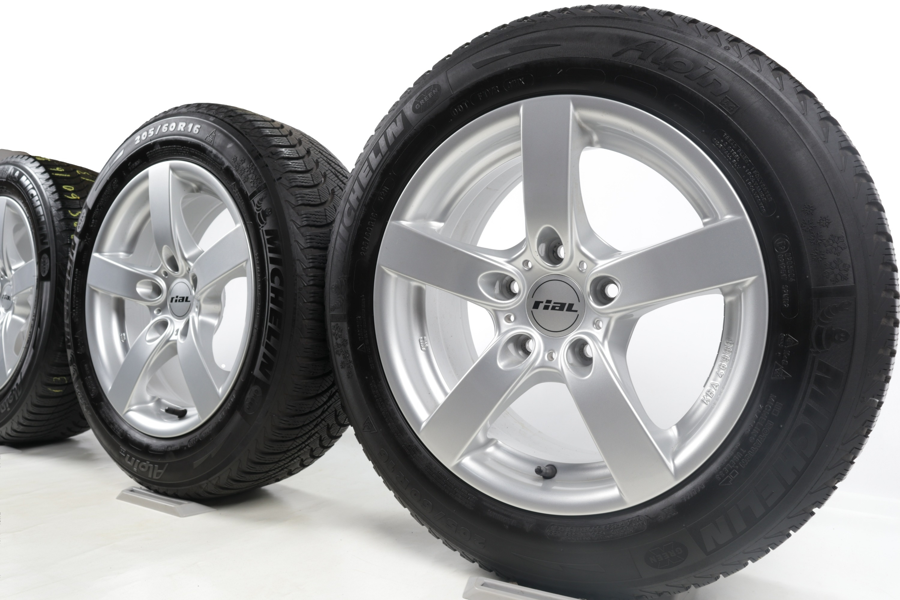 Rial Salerno BMW 3er F30 F31 Winterkompletträder 205/60 16 Zoll 7x16 ET30